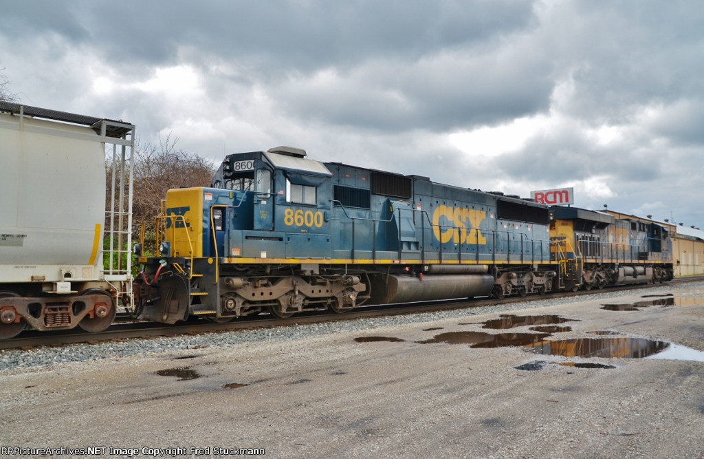 CSX 8600
